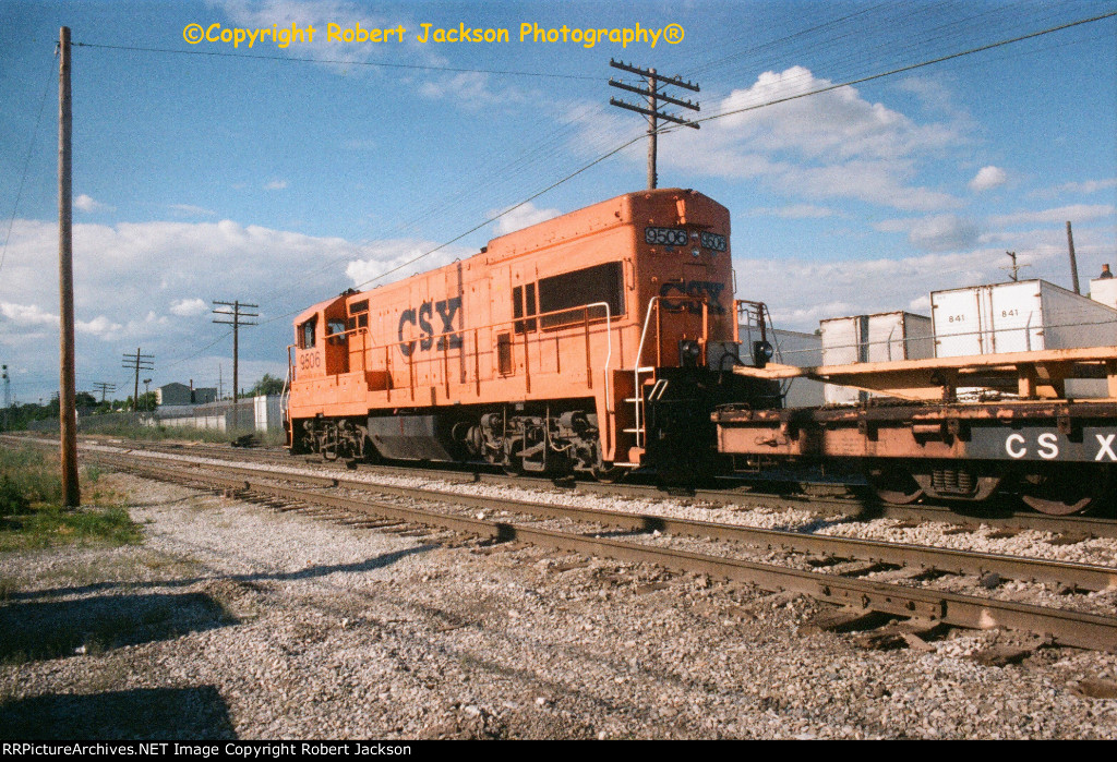SEQUENCE SHOT #6--CSX MOW "Orange" U18B!